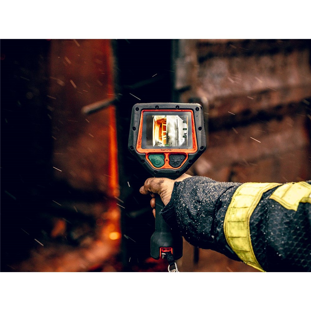 Seek AttackPRO Thermal Camera, NFPA, FF - Thermal Imaging Cameras ...