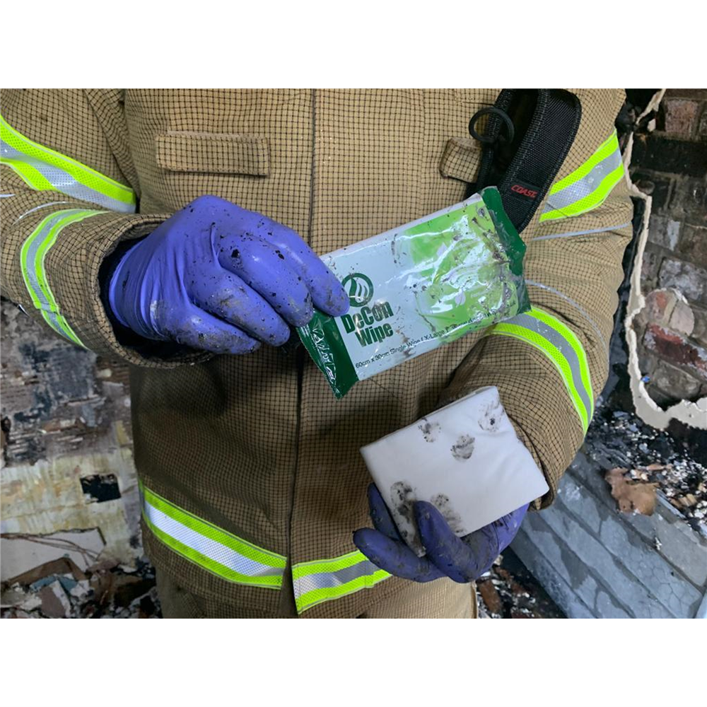 DeWipe XL single wipe 30cm x 60cm - Carton of 60 single wipes ...