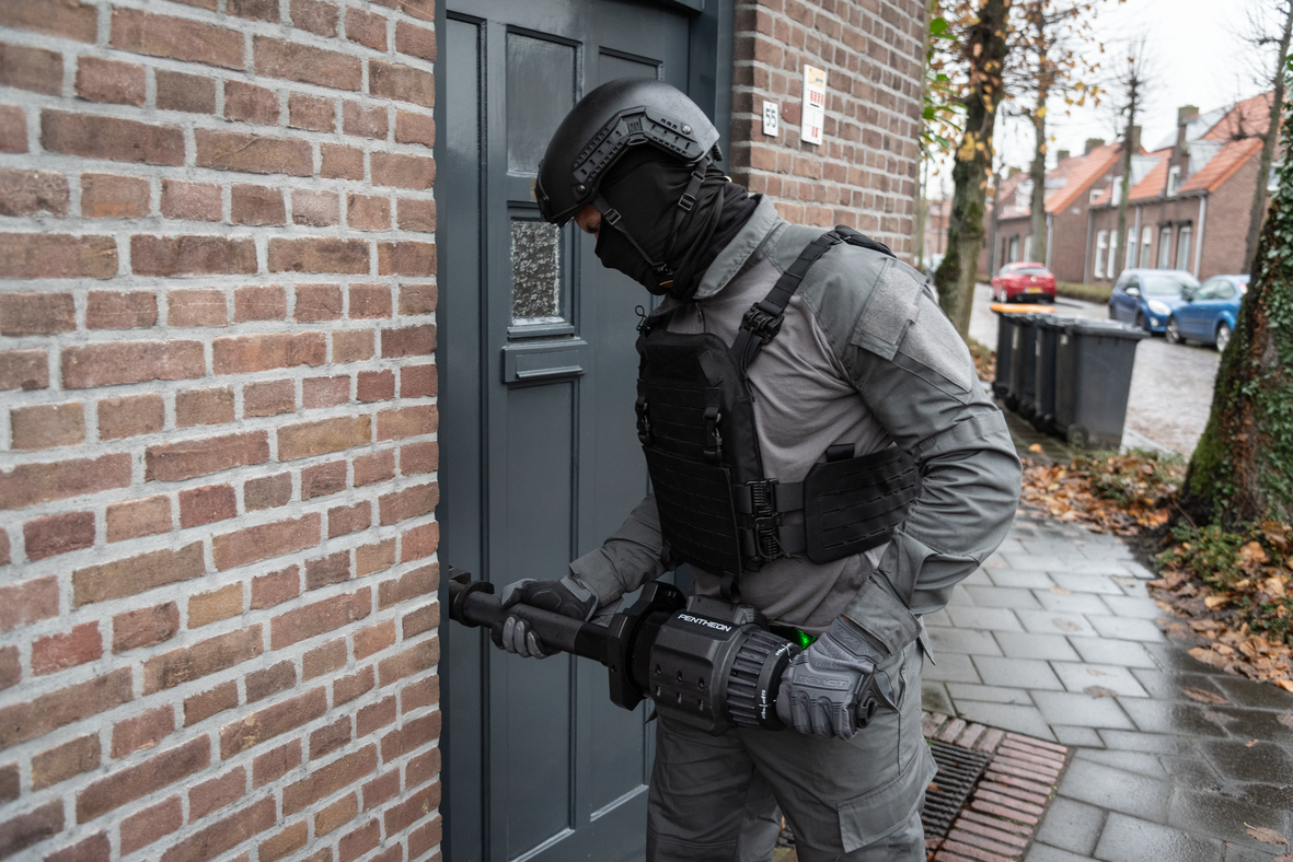 The New Pentheon Door Ram: PDR200 - Fire Rescue Safety Australia